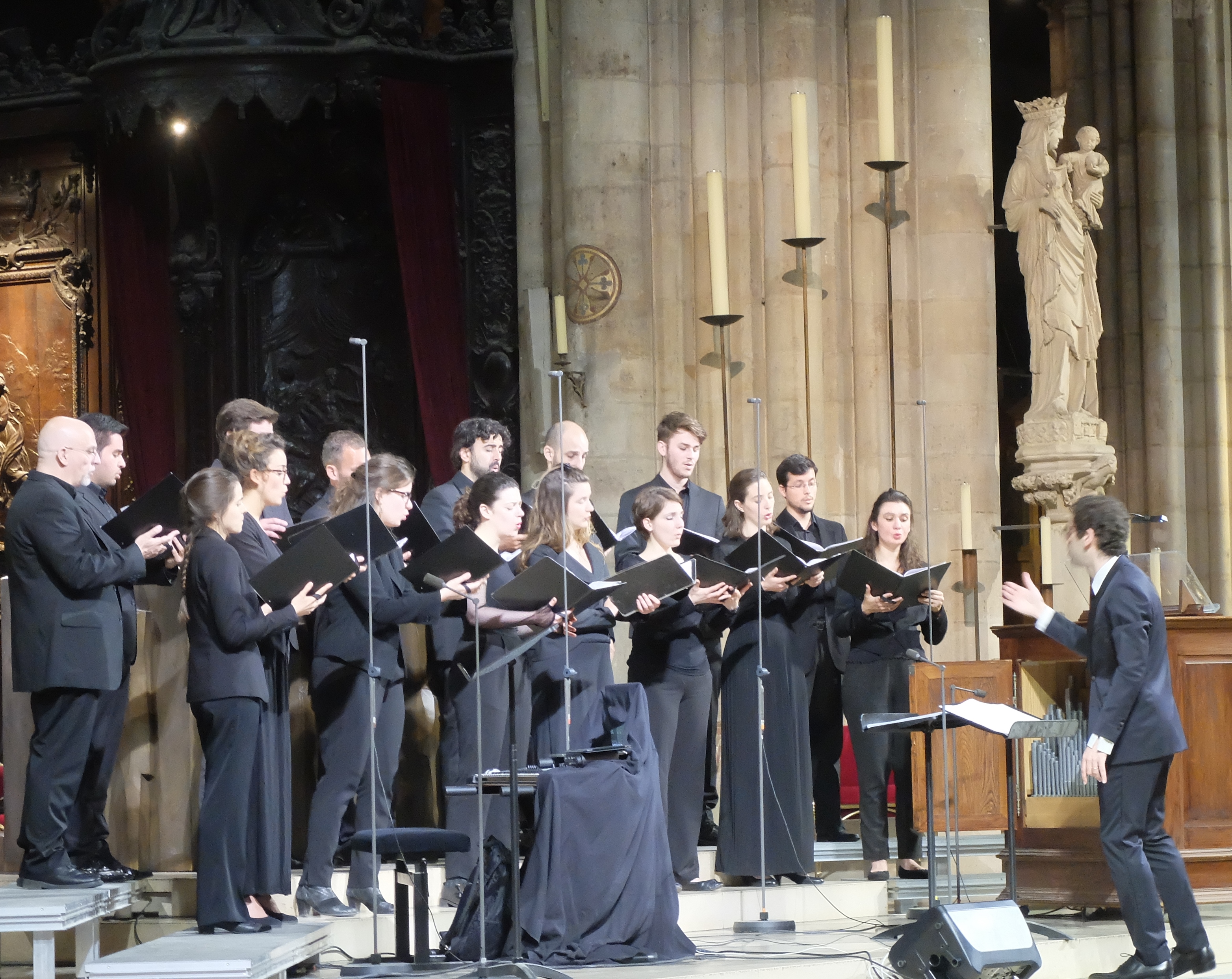 La musique chrétienne à l'honneur à Notre-Dame de Paris - Fondation ...